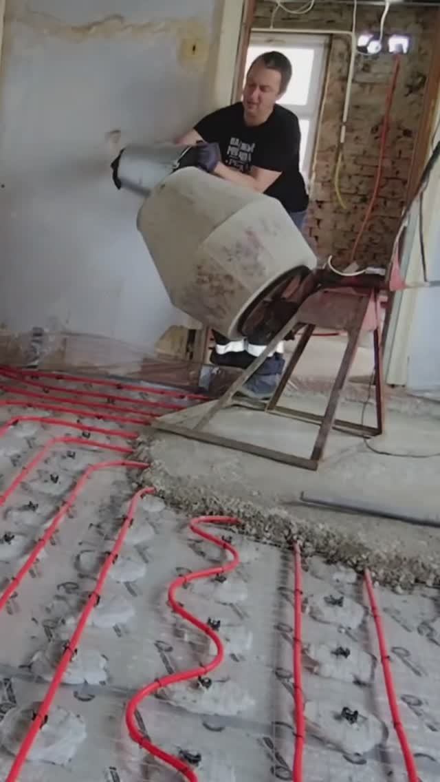 №7-53 Продолжаем бетонировать пол. 01.04.2026г. День 84