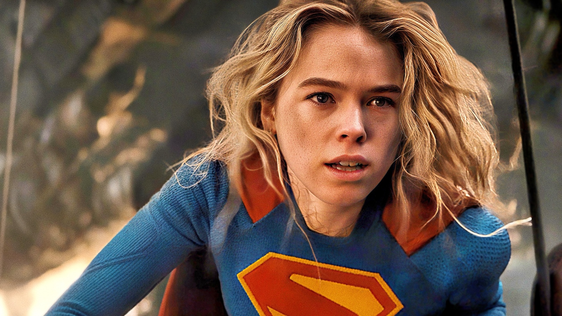 Супергёрл (2026, дубляж) первый русский трейлер с Милли Олкок