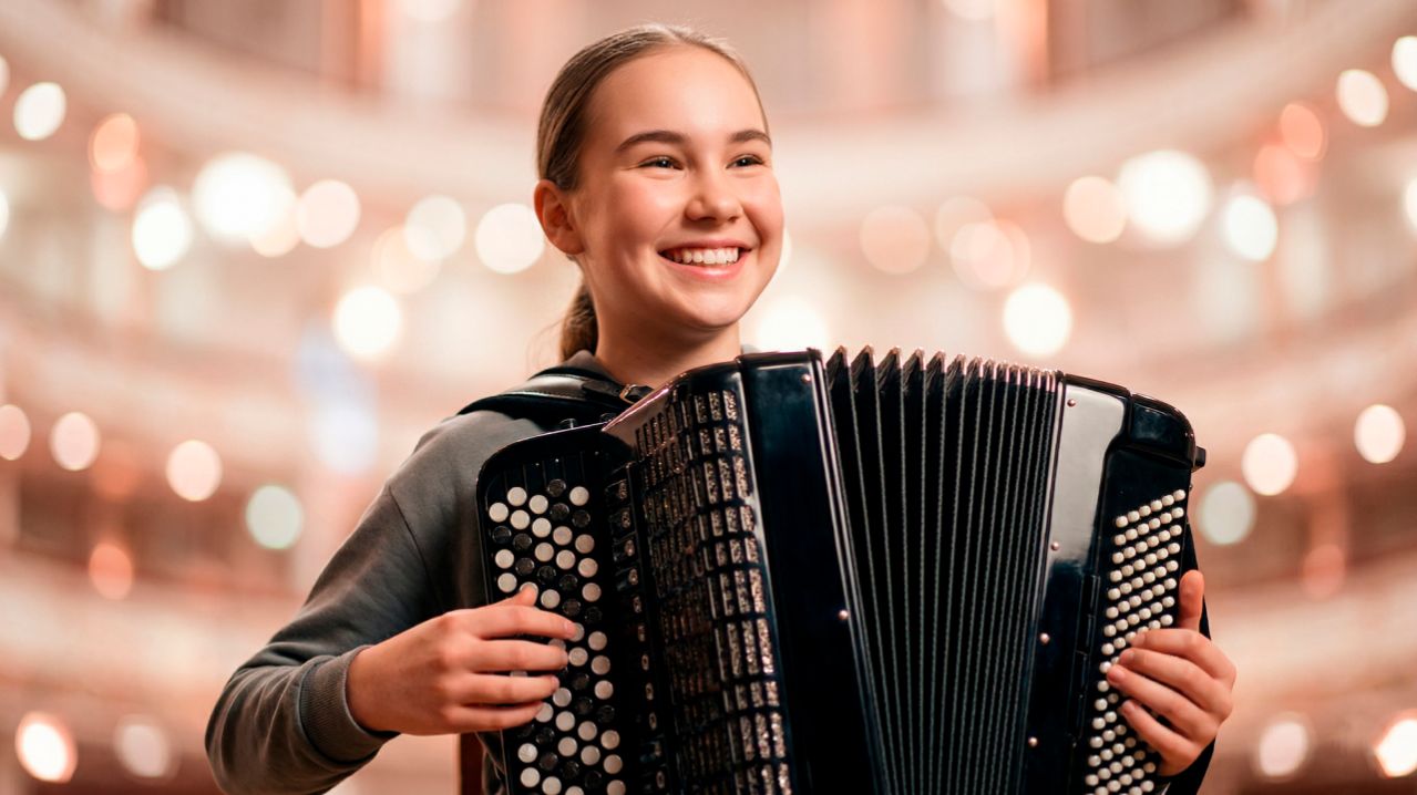 РУССКАЯ НАРОДНАЯ ПЕСНЯ "Тонкая рябина". Фестиваль "Арт Империя"