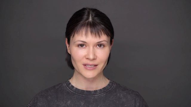 Актриса Моник