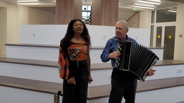 Михаил Исаковский. Катюша — исполняет Нджеупа Мбиелеу Джесси Кассандра