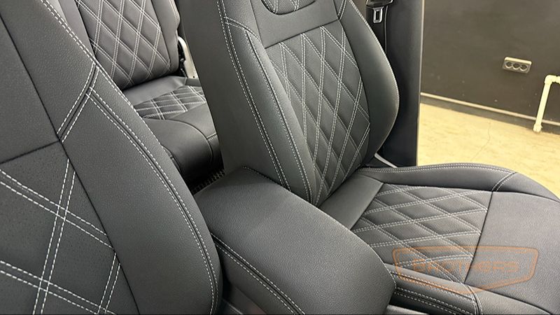 Премиум чехлы на Фольксваген Кади (7 мест)