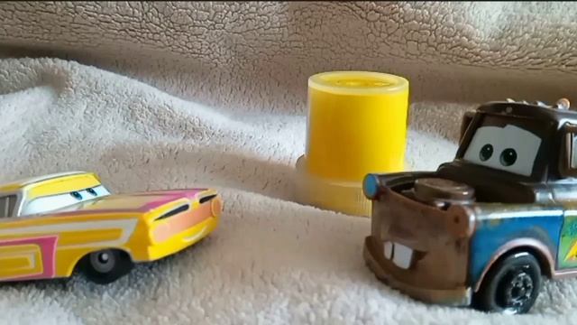 Молния Маккуин и Метр истории про машинки