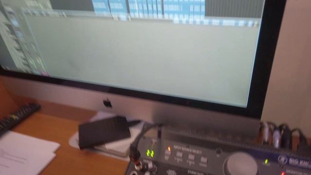 Запись мужского вокала для мюзикла "Мелодия зеркал" 18+