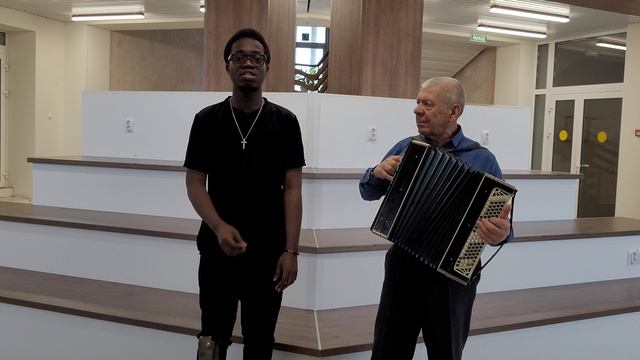 Зинаида Роот. Наша Россия прекрасна — исполняет Эсперанс Аммунли Джовани