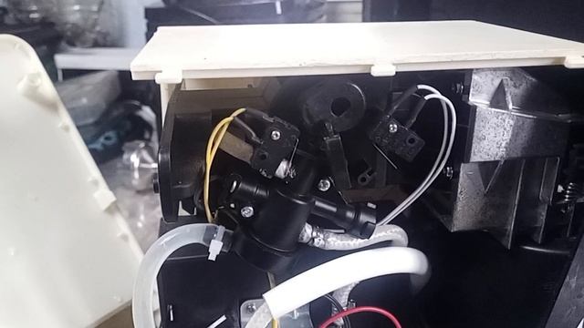 Капсульная кофемашина inhouse ICM1503BG | Не делает кофе Мигают все индикаторы