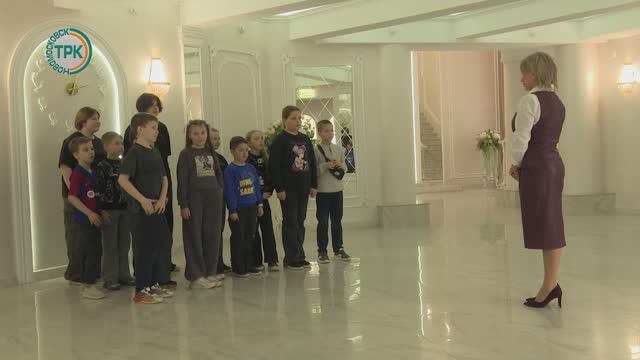 В Новомосковском Дворце бракосочетаний готовятся к Красной горке