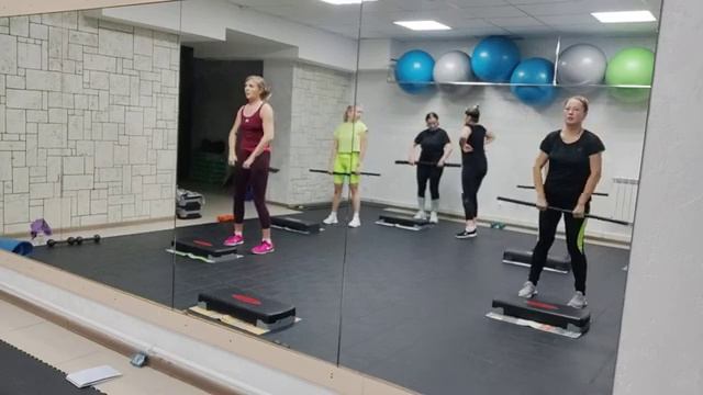 45х15 БЕЗ ПОВТОРОВ, БЕЗ ПРЫЖКОВ. гантели 3 кг. блин 5 кг