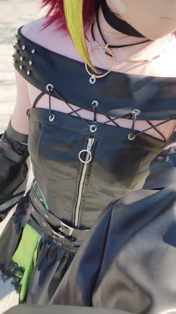 Kigurumi Doll streetwalking with selfie stick