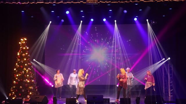 Муси пуси -Народный фольклорно-эстрадный ансамбль "Дебряночка"