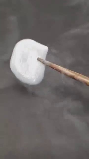 Ртуть - единственный жидкий металл при комнатной температуре