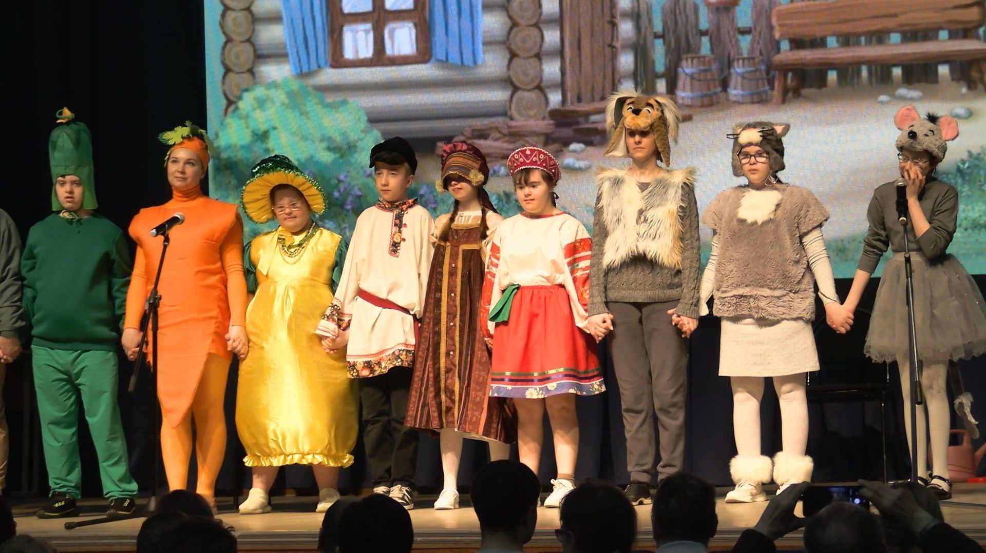 ЛЮДИ КАК ЛЮДИ