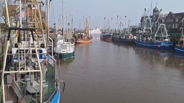 Alexandra & Home Немецкий коттедж и пасхальный декор. Простой весенний день.