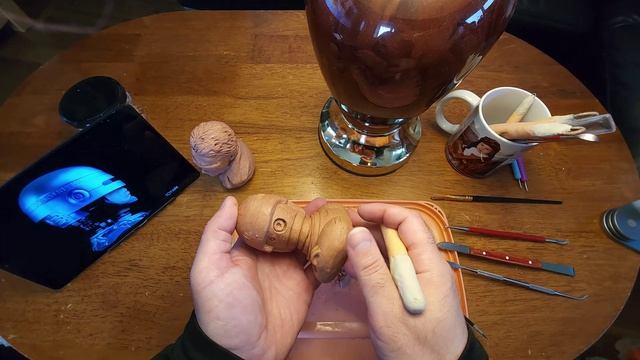 Делаю узнаваемые лица из фильмов и в дальнейшем отливаю пластмассой 9