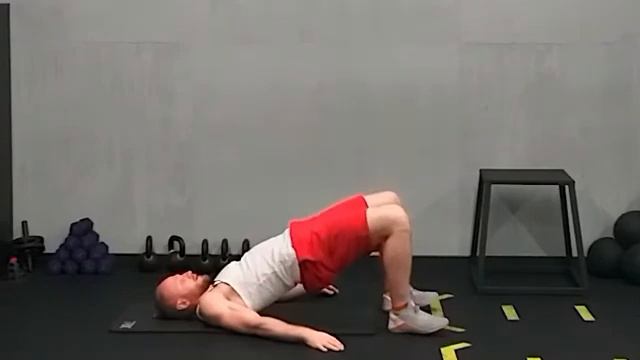 Ягодичный мост (3 варианта).