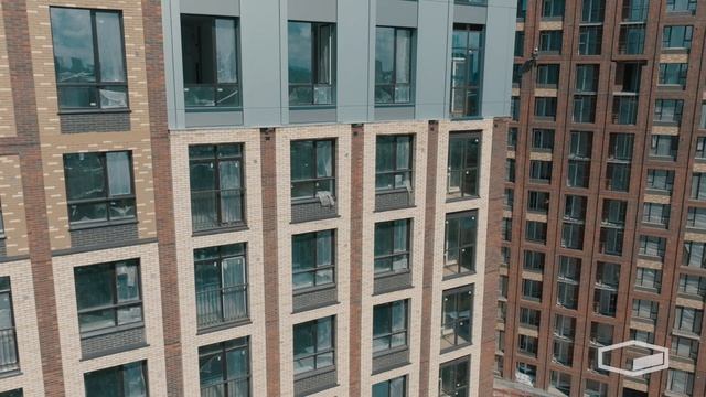 Кирпичный фасад ЖК Новаторы, кирпич ЛИКОЛОР