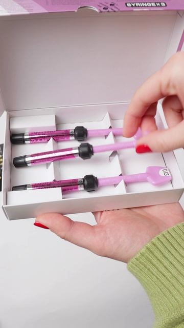 Распаковка для прямого восстановления зубов - Эстелайт Сигма Квик 3 шприца/ Estelite Sigma Quick