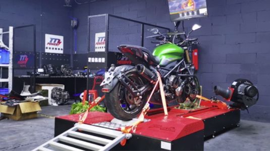 Диностенд для мотоцикла: смотрим в деле!