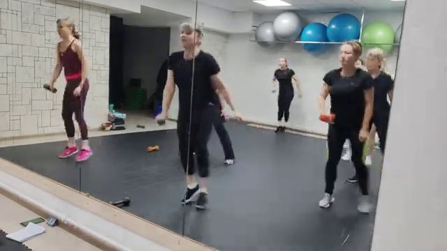 30х10х2 гантели 3кг. интенсив с гантелями 💪