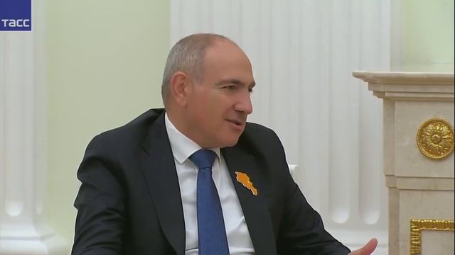 Как Владимир Путин красиво поставил на место Пашиняна, который обвинял Россию.