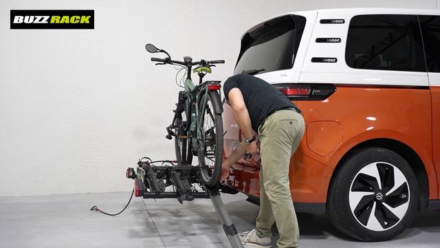 Велокрепление на фаркоп Buzzrack Scorpion Pro 3