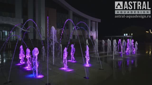 Строительство пешеходного динамического фонтана перед КСК "Геолог" размером 30х10 м, г. Тарко-Сале