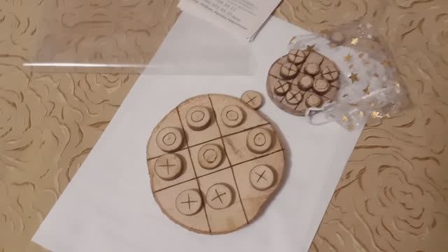 Обзор игры Крестики - нолики. Из ДЕРЕВА!