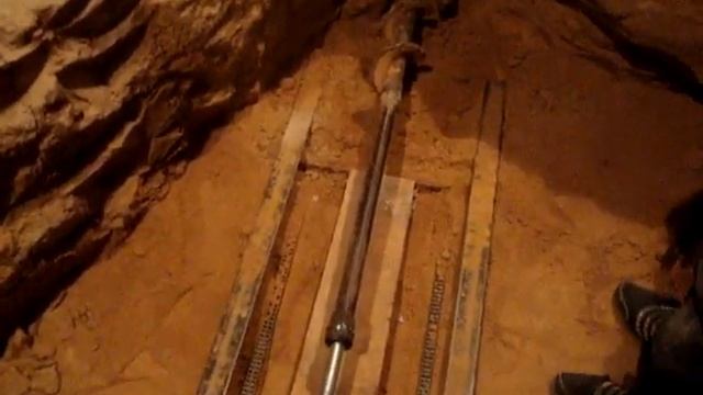 Тянем оторванные штанги гнб MOV07351