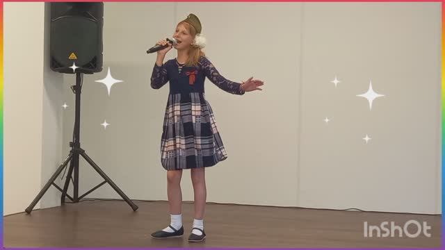 Песня - Солдат молоденький. Поёт Купава