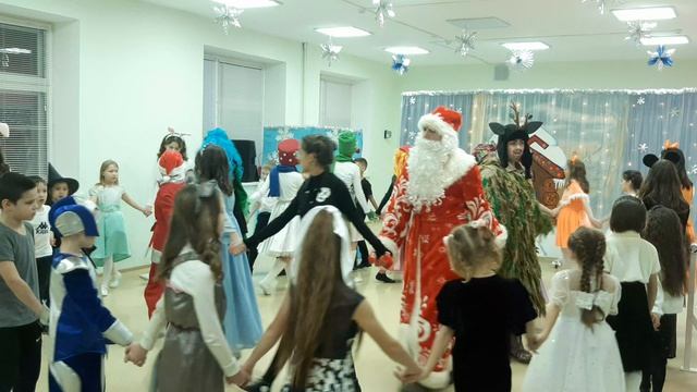 Новогодний хоровод 22.12.2023