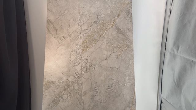 HOSTER SALMON CARVING