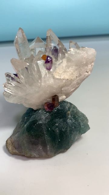 Композицияиз камней и кристаллов Coolcrystals