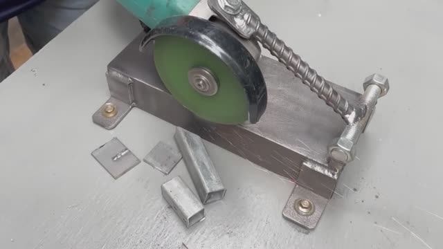 Сделал отрезной станок по металлу из болгарки своими руками — просто и надёжно
