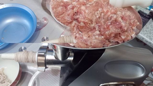 Делаем колбасу домашнюю