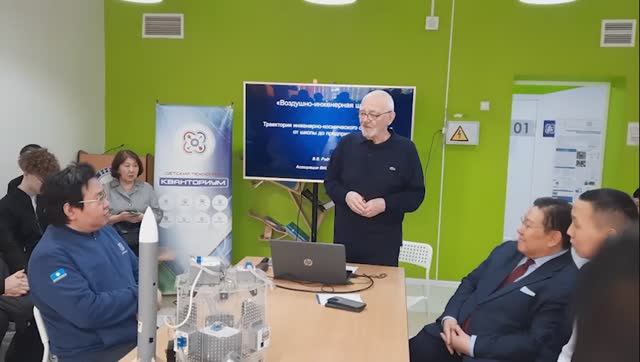 Семинар президента Ассоциации "Воздушно - Инженерная Школа" Владимира Радченко