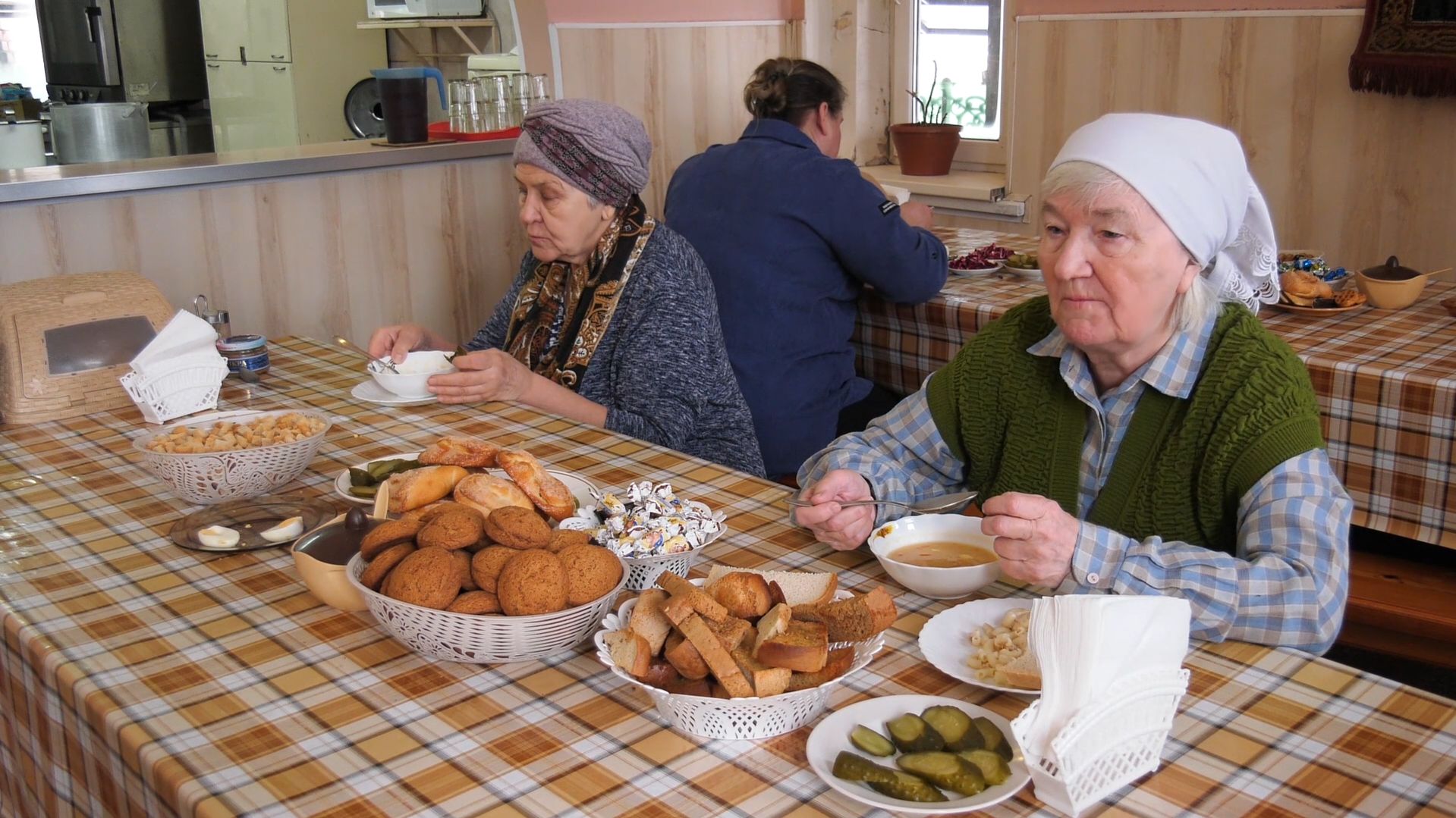 При храме работает благотворительная столовая
