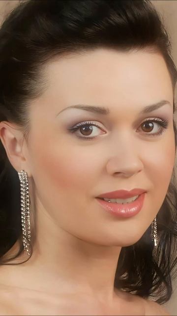 ДО СЛЁЗ ... ПЁТР ЧЕРНЫШЕВ ПРИВЁЗ ДОЧЬ АНАСТАСИИ ЗАВОРОТНЮК НА МОГИЛУ МАМЫ В ДЕНЬ ЕЁ РОЖДЕНИЯ 55 ЛЕТ