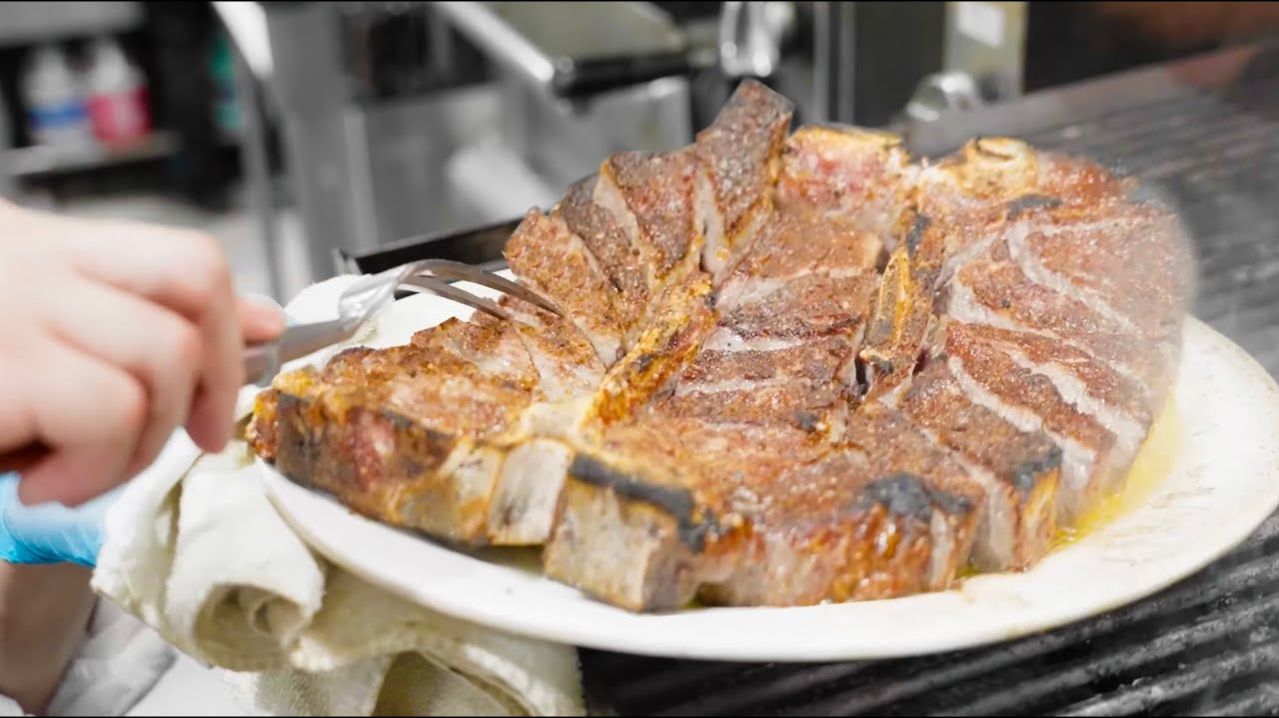 Элитные стейки! Стейк-хаус Benjamin's - стейк Тибон