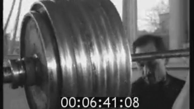 Юрий Власов в фильме Самый сильный.