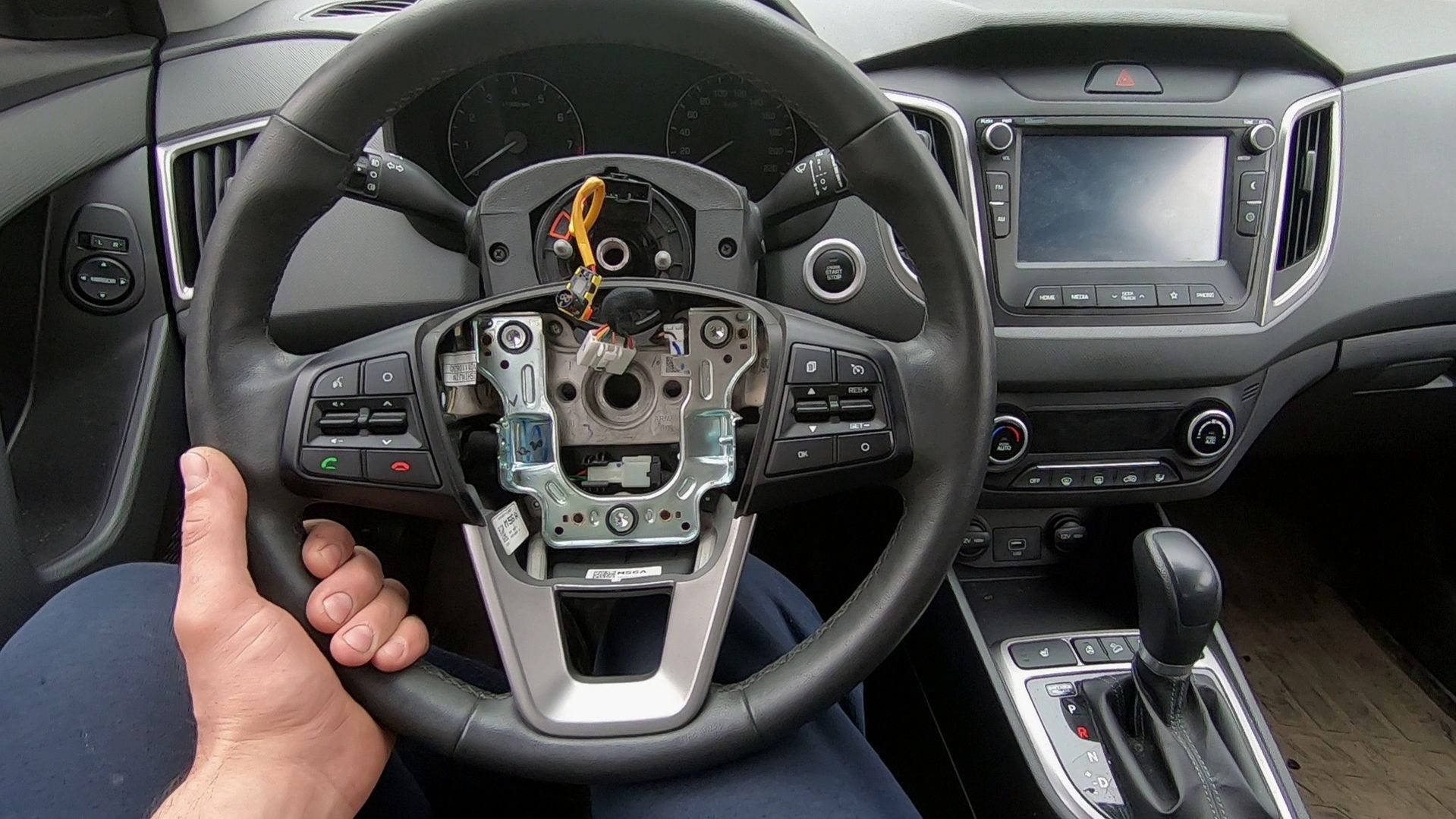 Снятие руля Hyundai Creta