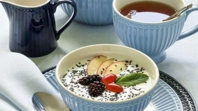 Ура ! Суббота! С добрым апрельским утром. Шикарная музыкальная открытка.