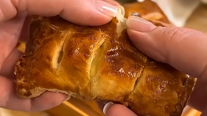 Слойки с курицей...🫓🍗😋