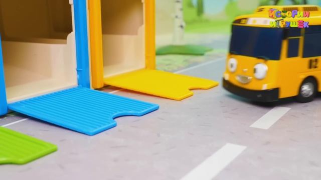 Мультики для малышей. Огромная свинья атакует свинка Пеппа и Тайо маленький автобус.