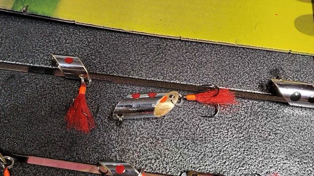 назовем блесну труба