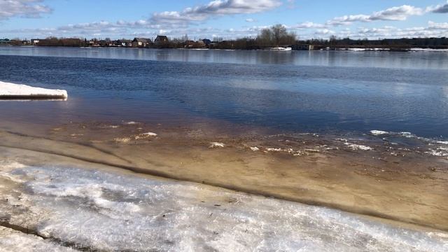 4 апреля 2026 год Архангельск пошёл ледоход