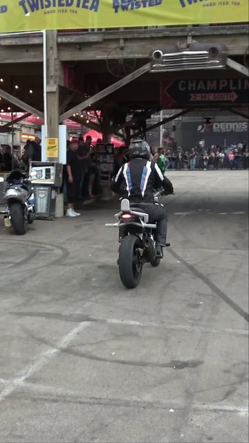 Мотошоу в Sturgis Deadwood
