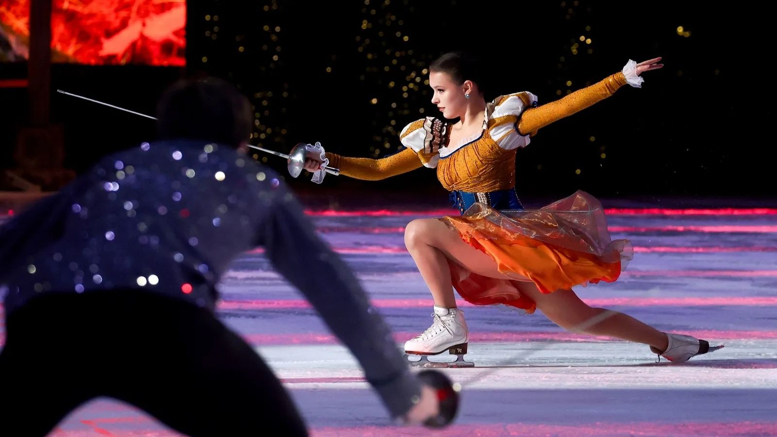 Белоснежка и Анютка Щербакова. Звезда «Холопа» Ольга Дибцева. Джиган и Самойлова разведены.