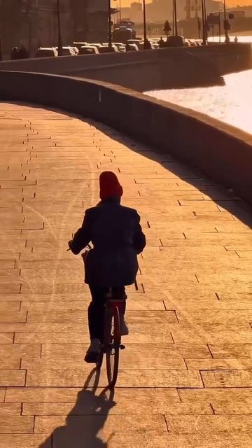 Теплая и невероятно яркая весна в Питере