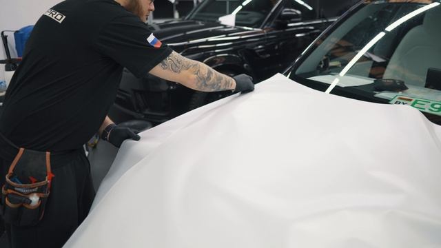 Оклейка авто вживую: только звуки!