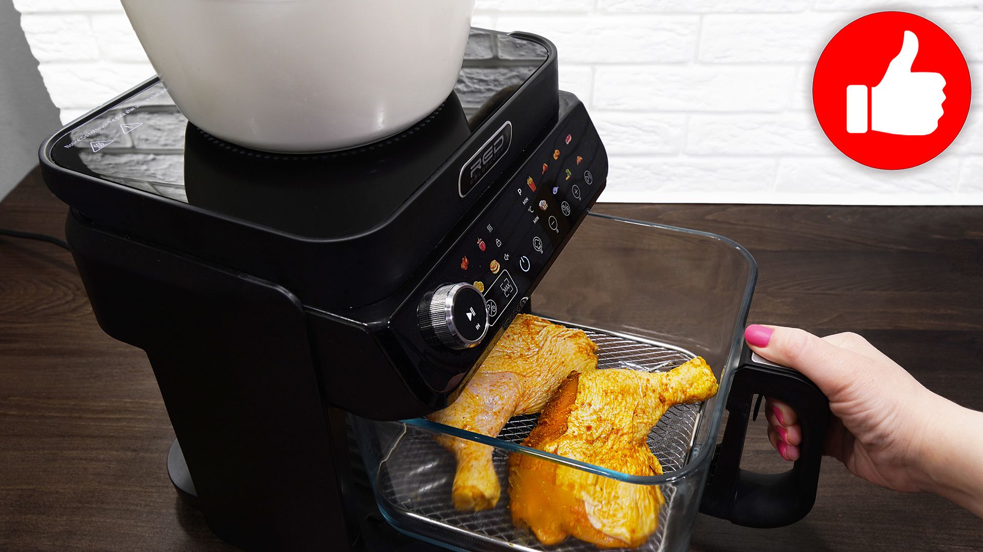 Для тех, кто любит вкусно поесть. Куриные окорочка с картошкой в аэрогриле. Кухонная станция Red 550